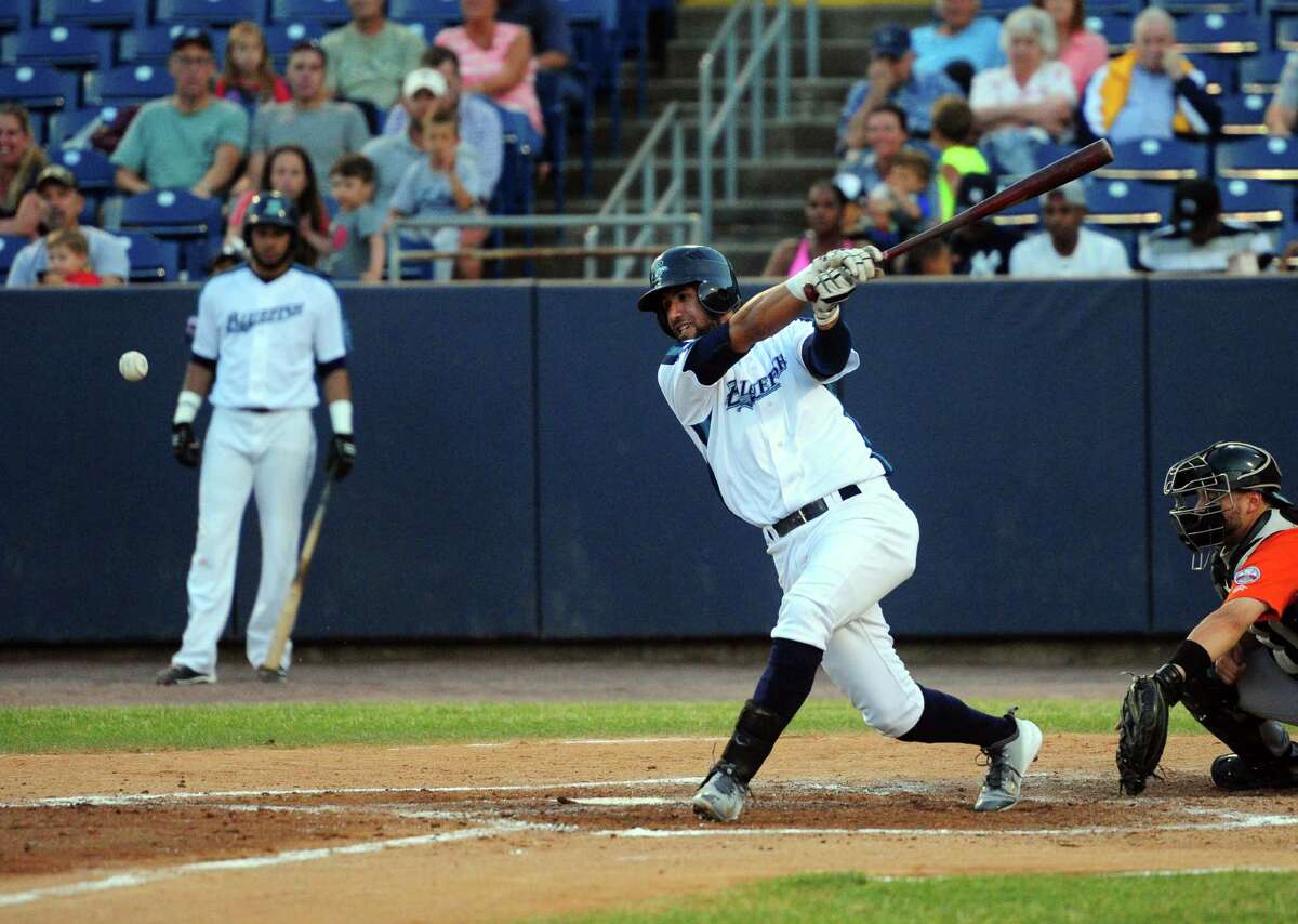 Bluefish win in 10 innings