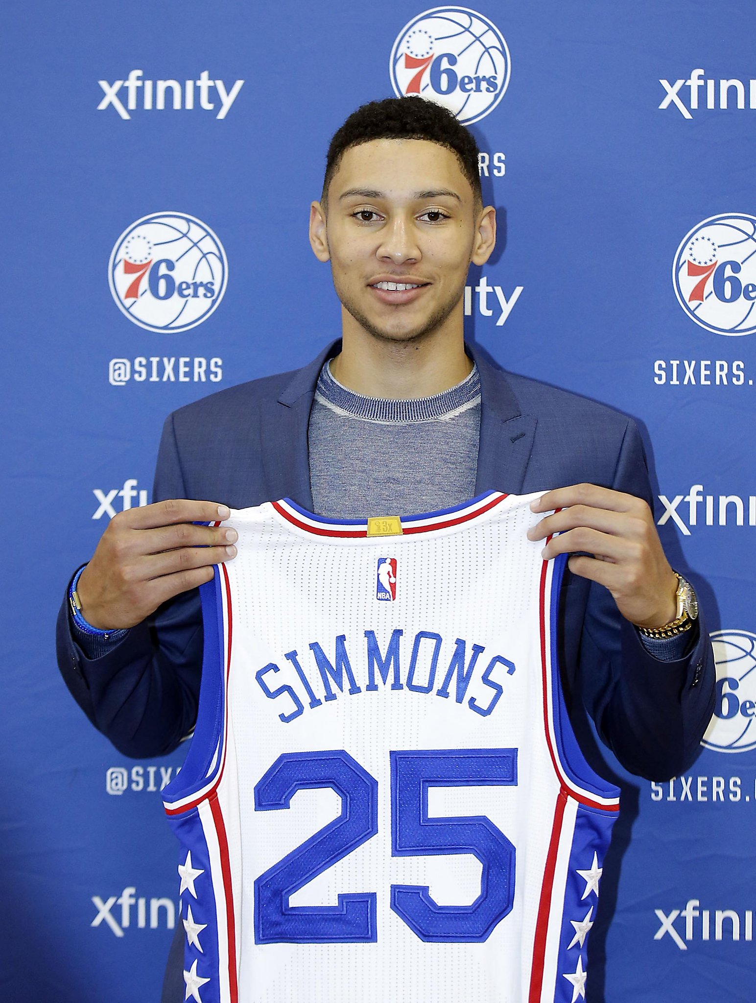 No matter position, Simmons centerpiece of 76ers’ offense