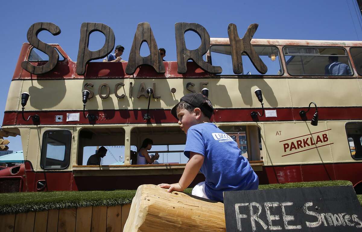 New Mission Bay food truck park provides local gathering spot