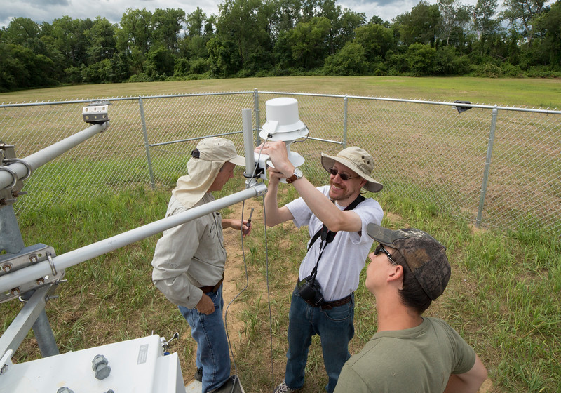 Weather network station to record real-time data