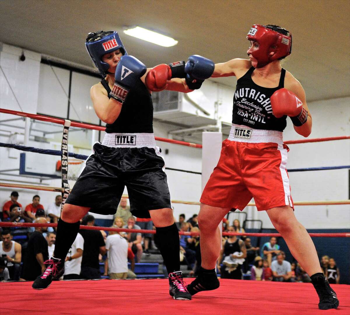 Feliz brothers highlight exciting night of boxing at Summer Sizzler