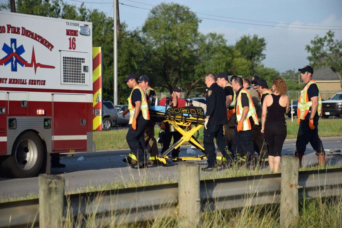 Emergency Crews Shut Down Highway After Wreck On Loop 410