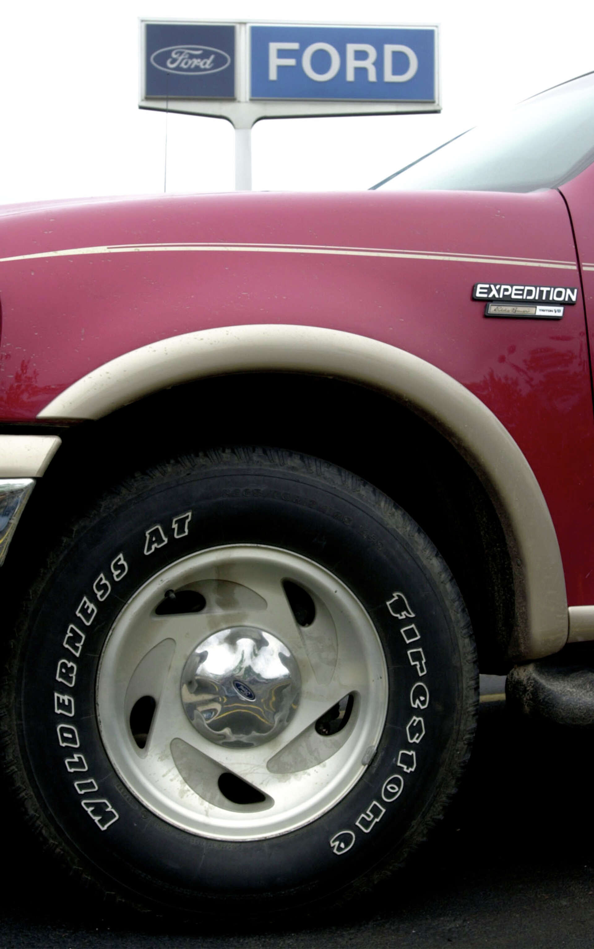 SAPD to auction 14 seized vehicles, including Hummer and Harley, on ...