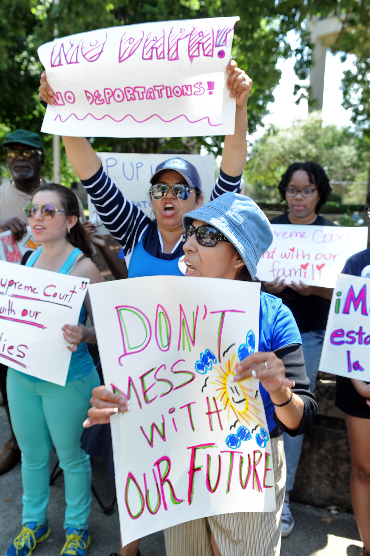 Immigrant rights group: Make Bridgeport a sanctuary