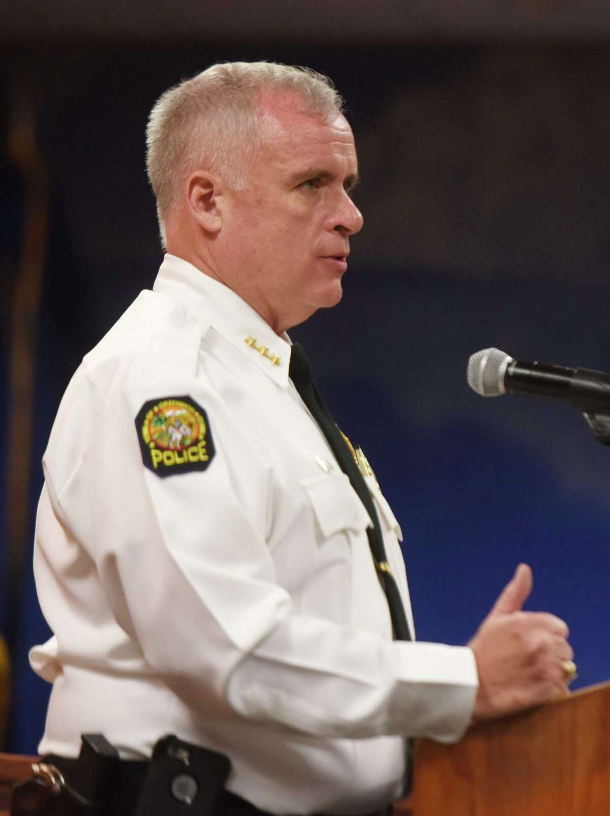 Chief Heavey completes FBI training