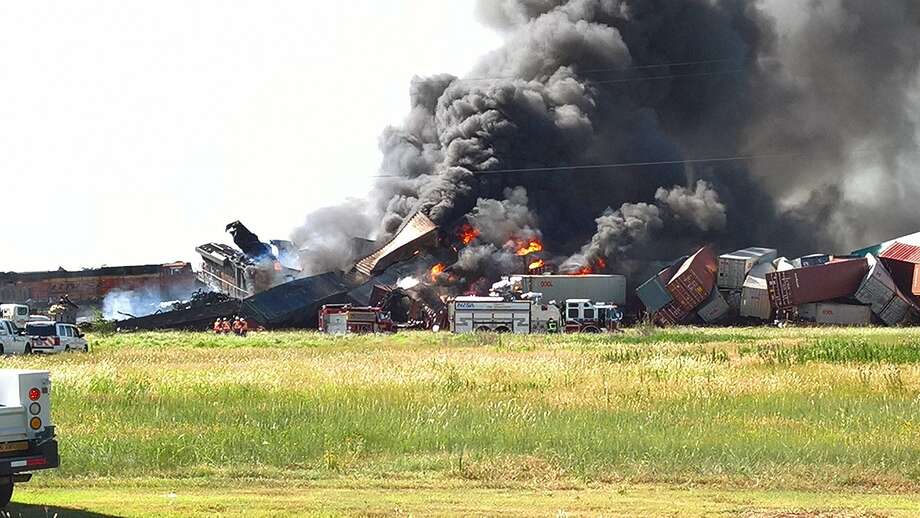 3 missing, 1 injured in head-on train collision in Texas - San Antonio ...
