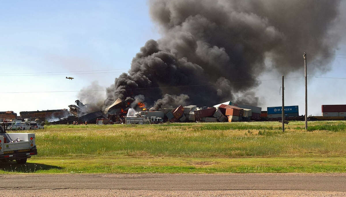 Large-scale train derailment reported just outside of Amarillo
