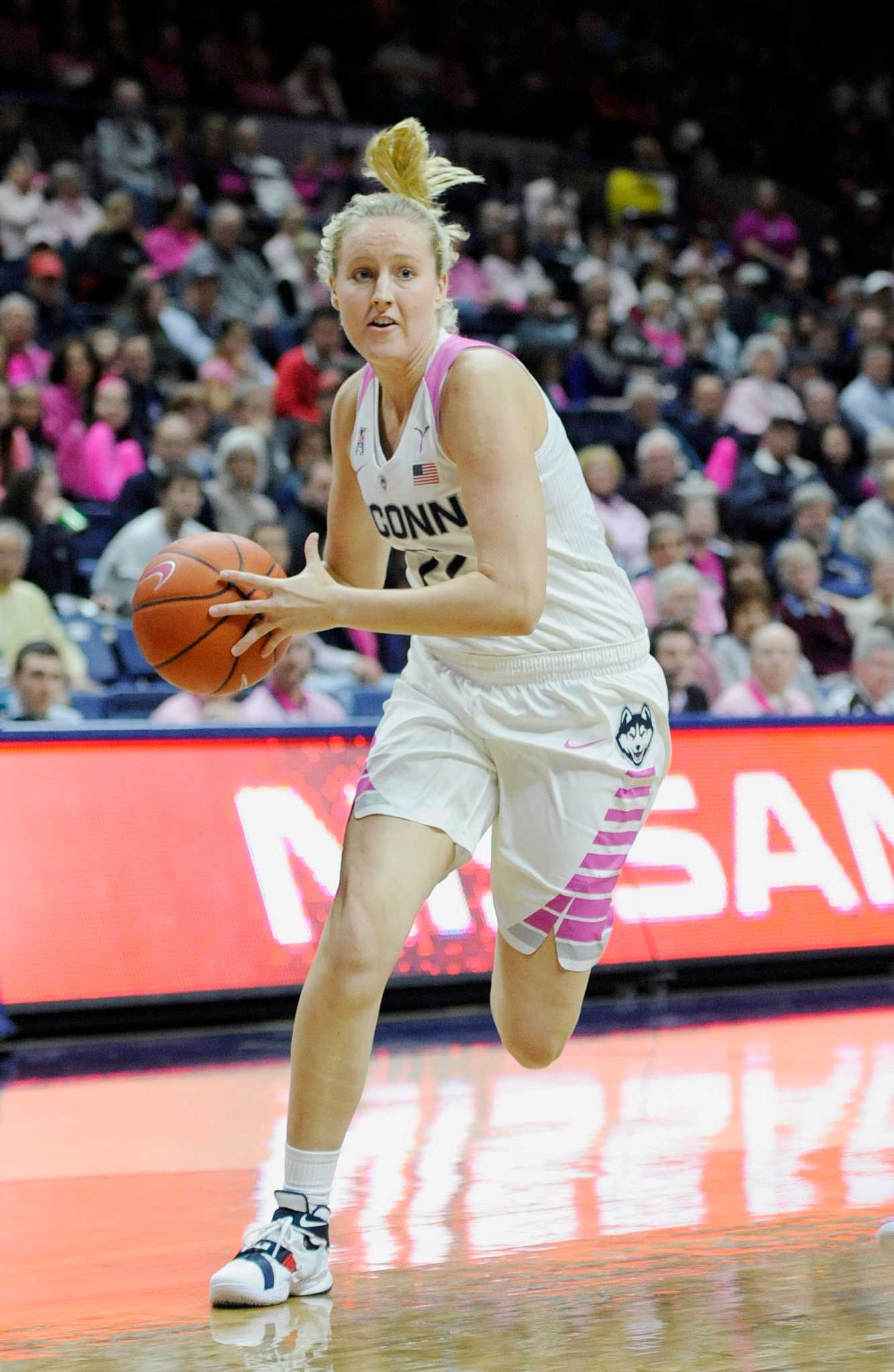 UConn’s Ekmark transfers to Arizona State