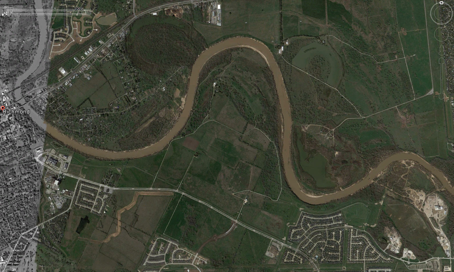 Fort Bend OKs emergency construction for at-risk bridge over Brazos River