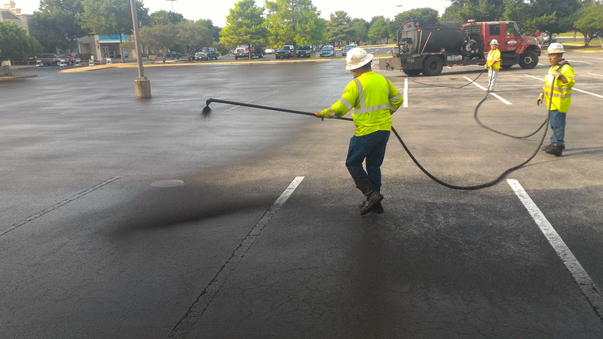 City Council to vote Thursday on banning coal-tar based pavement sealant