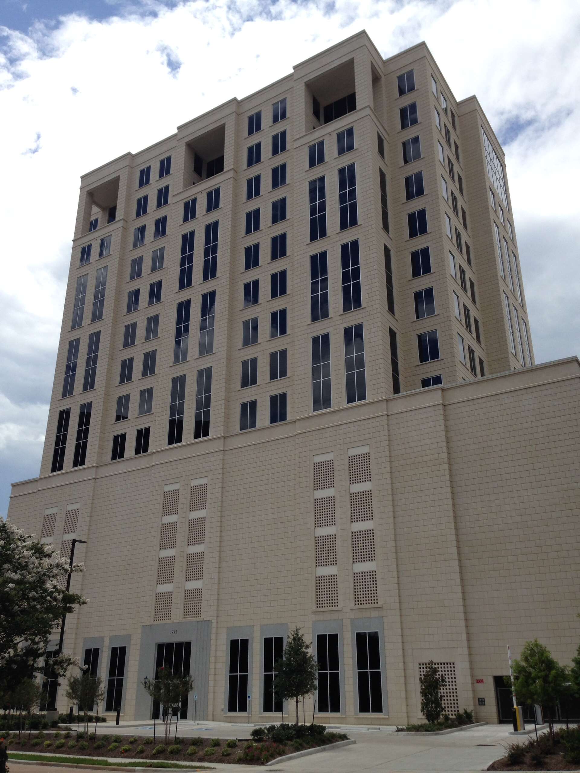 Pace of office construction slows