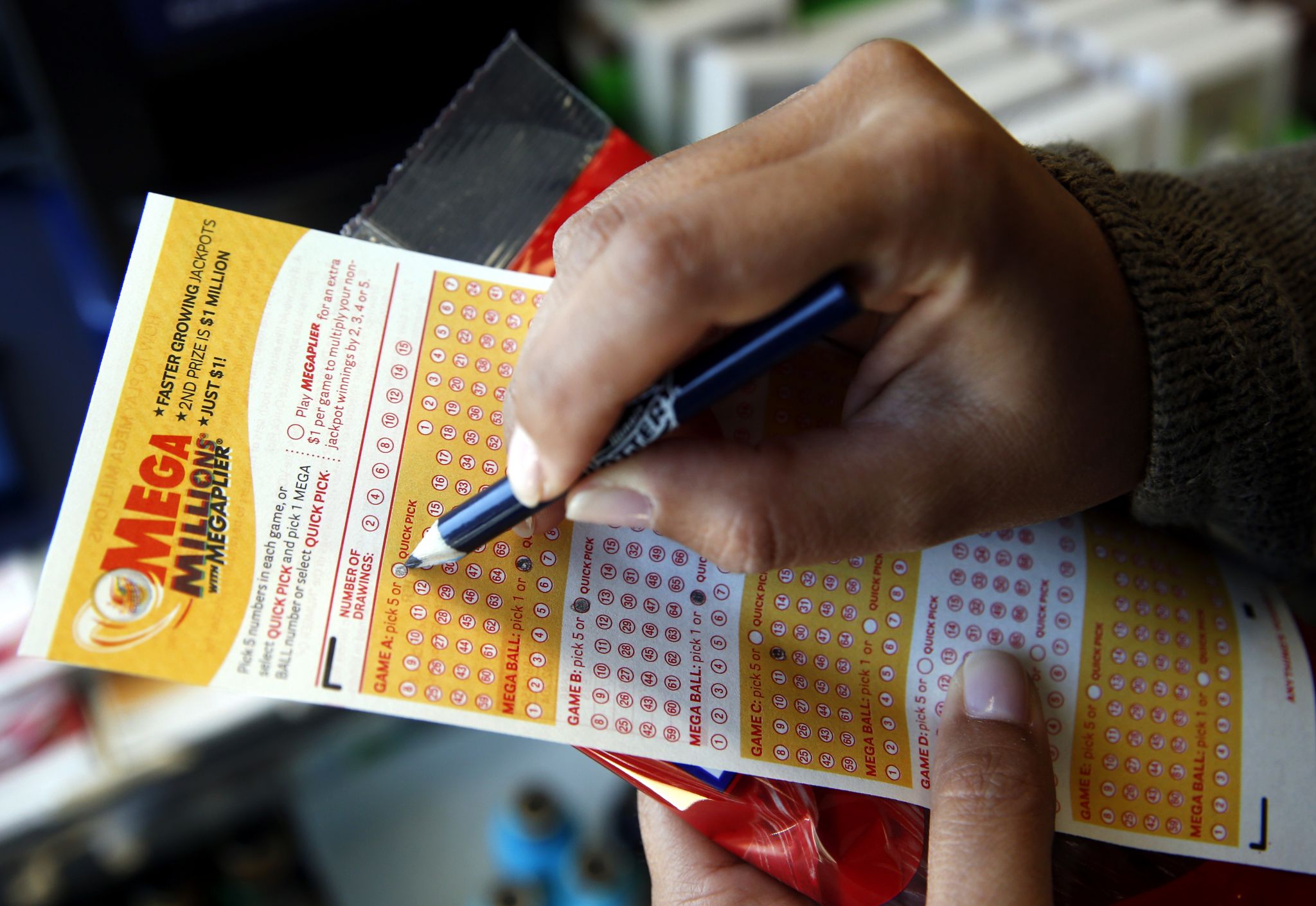 Floresville resident claims $5 million winning lottery ticket