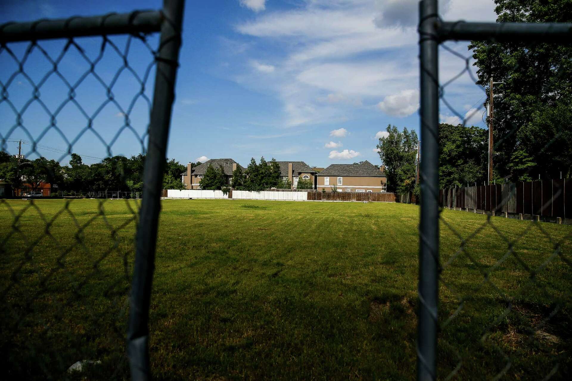 Permit issued for controversial Ashby high-rise at 1717 Bissonnet