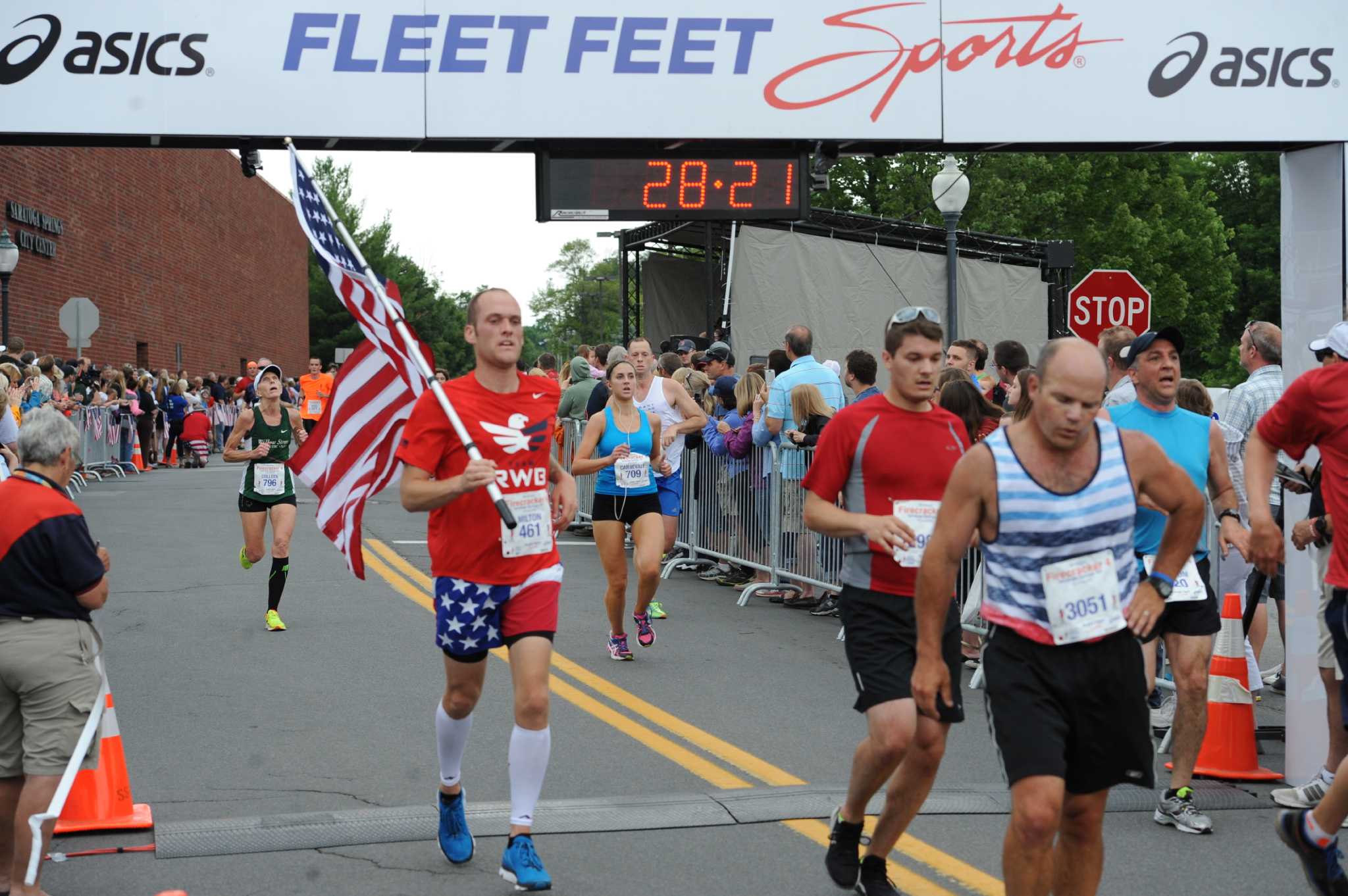 Firecracker 4 road race captures meaning of holiday