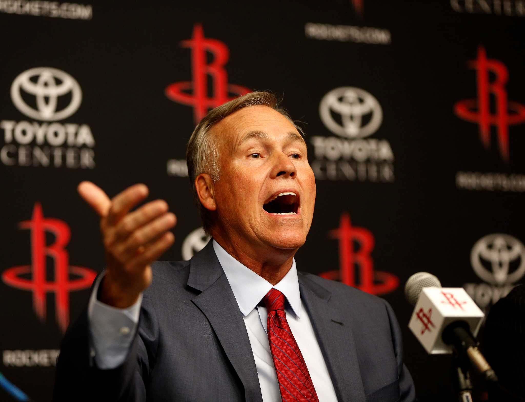 Rockets' Mike D'Antoni maintains youthful approach to coaching