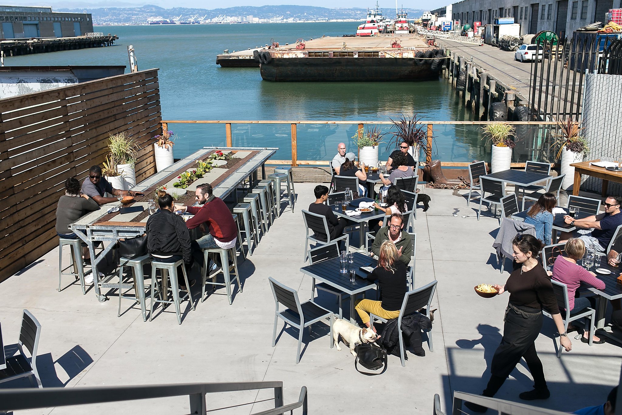 Atwater Tavern fires up Santa Maria-style barbecue on waterfront