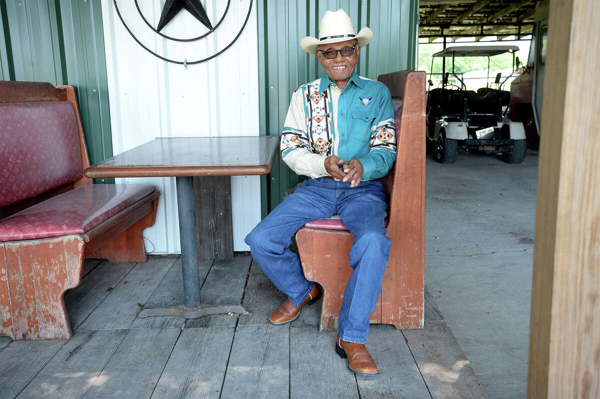 Jefferson County rancher, cowboy rides in to western heritage hall of fame