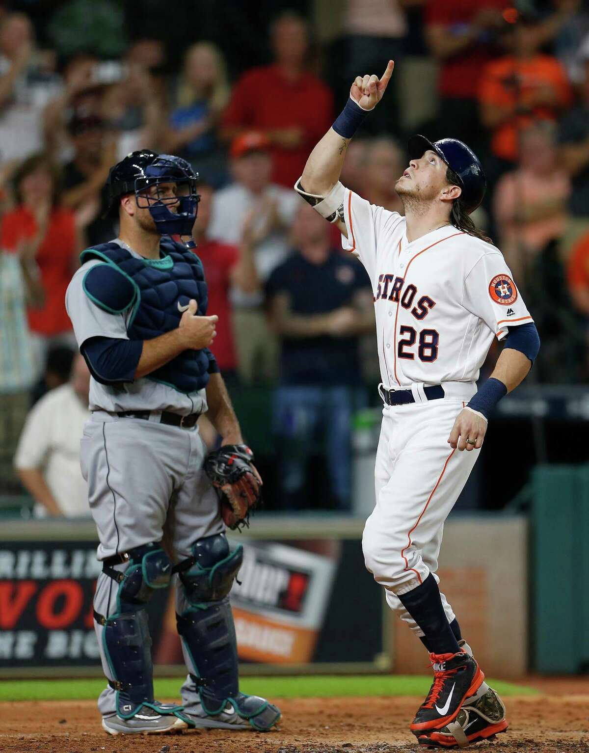 Simone Biles throws out Astros first pitch in style