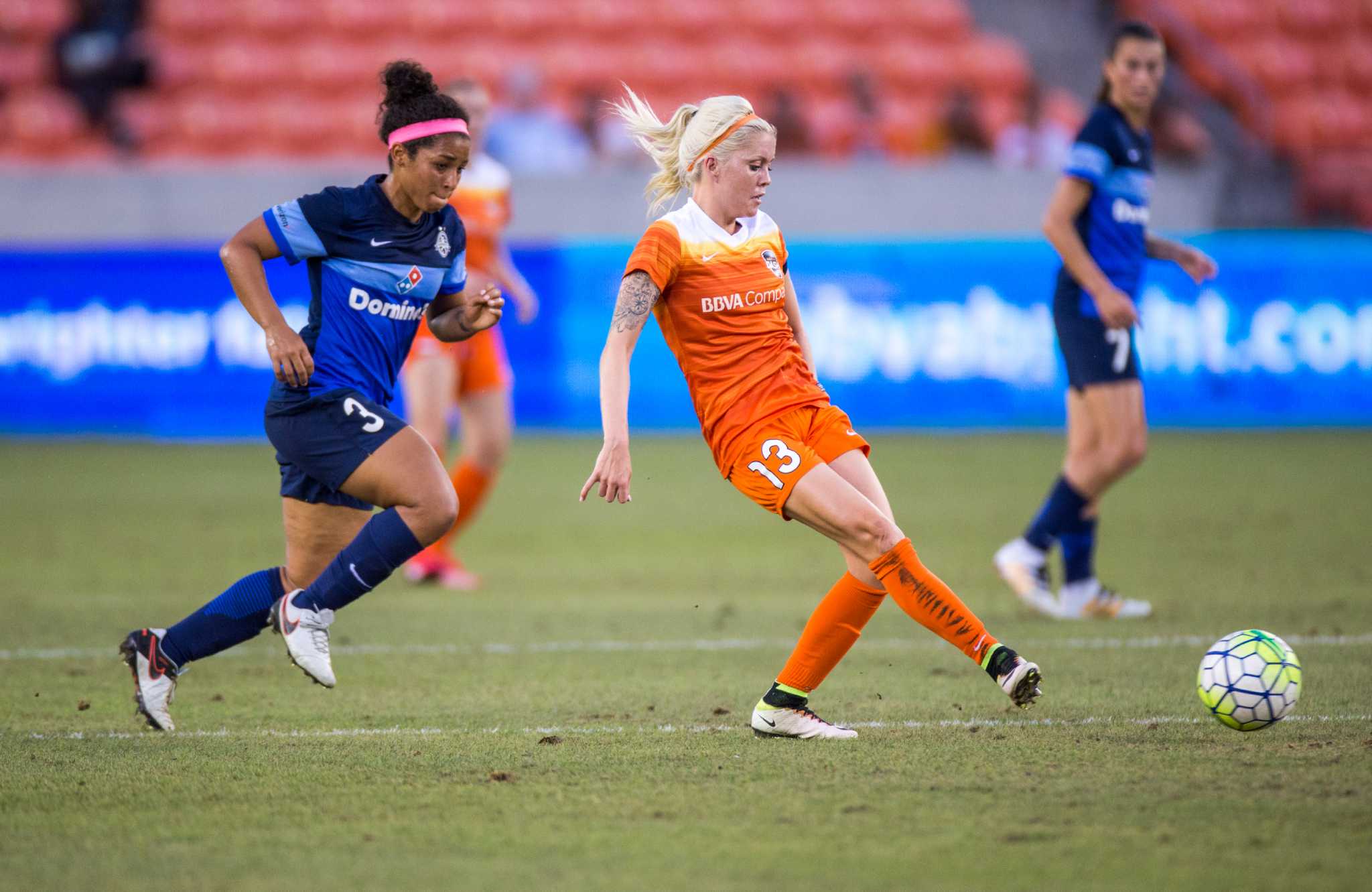 Dash waive midfielder Denise O'Sullivan at her request