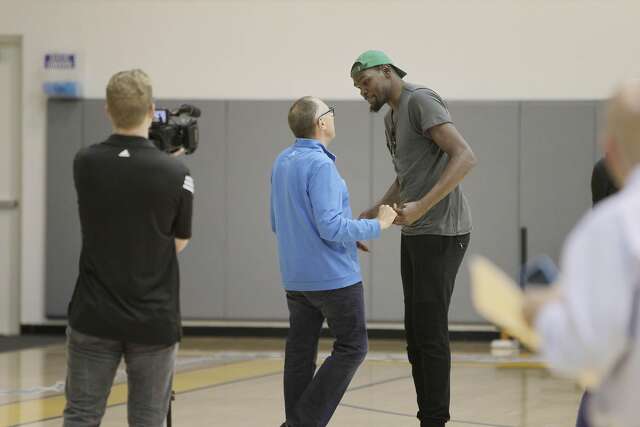 Warriors assistant coach Ron Adams a big draw for Kevin Durant