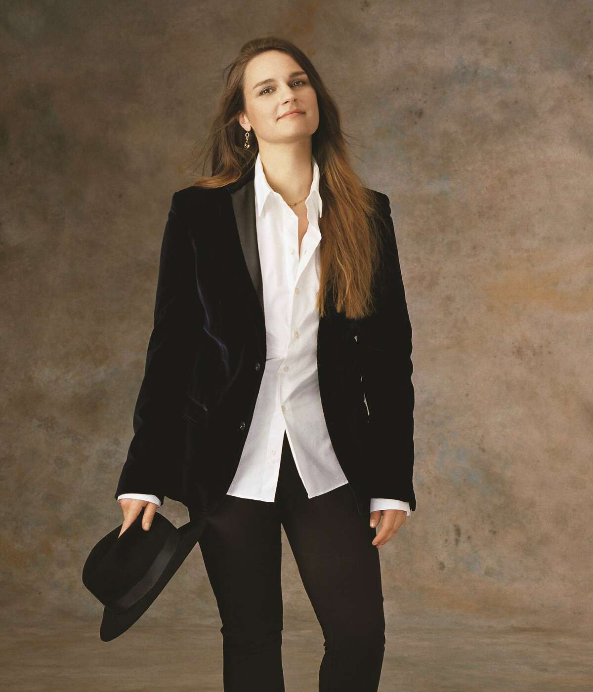 Madeleine Peyroux brings Paris to the Symphony