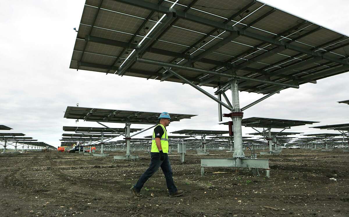 Solar power faces its big Texas test