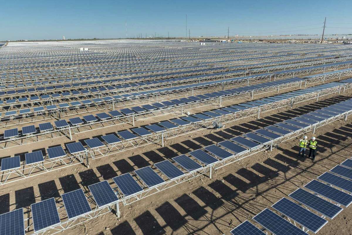 OCI sells Alamo 6 solar farm for $385 million
