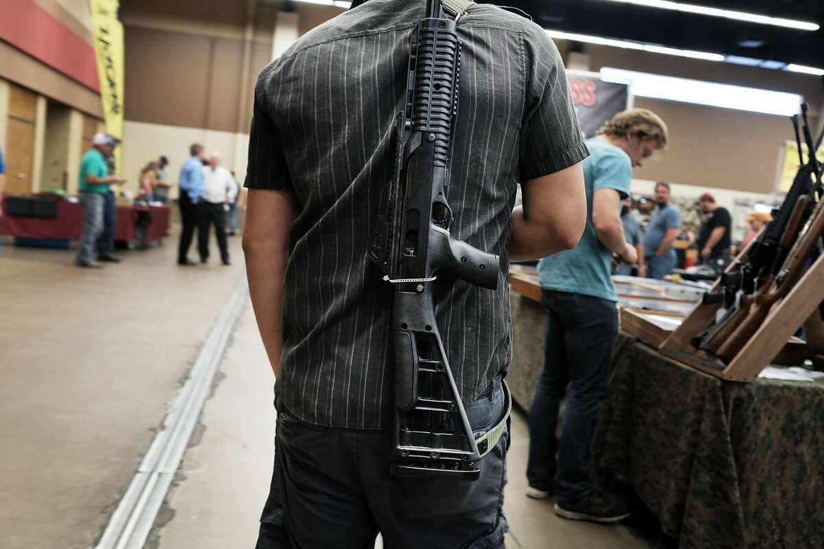 How drug cartels get American guns into Mexico