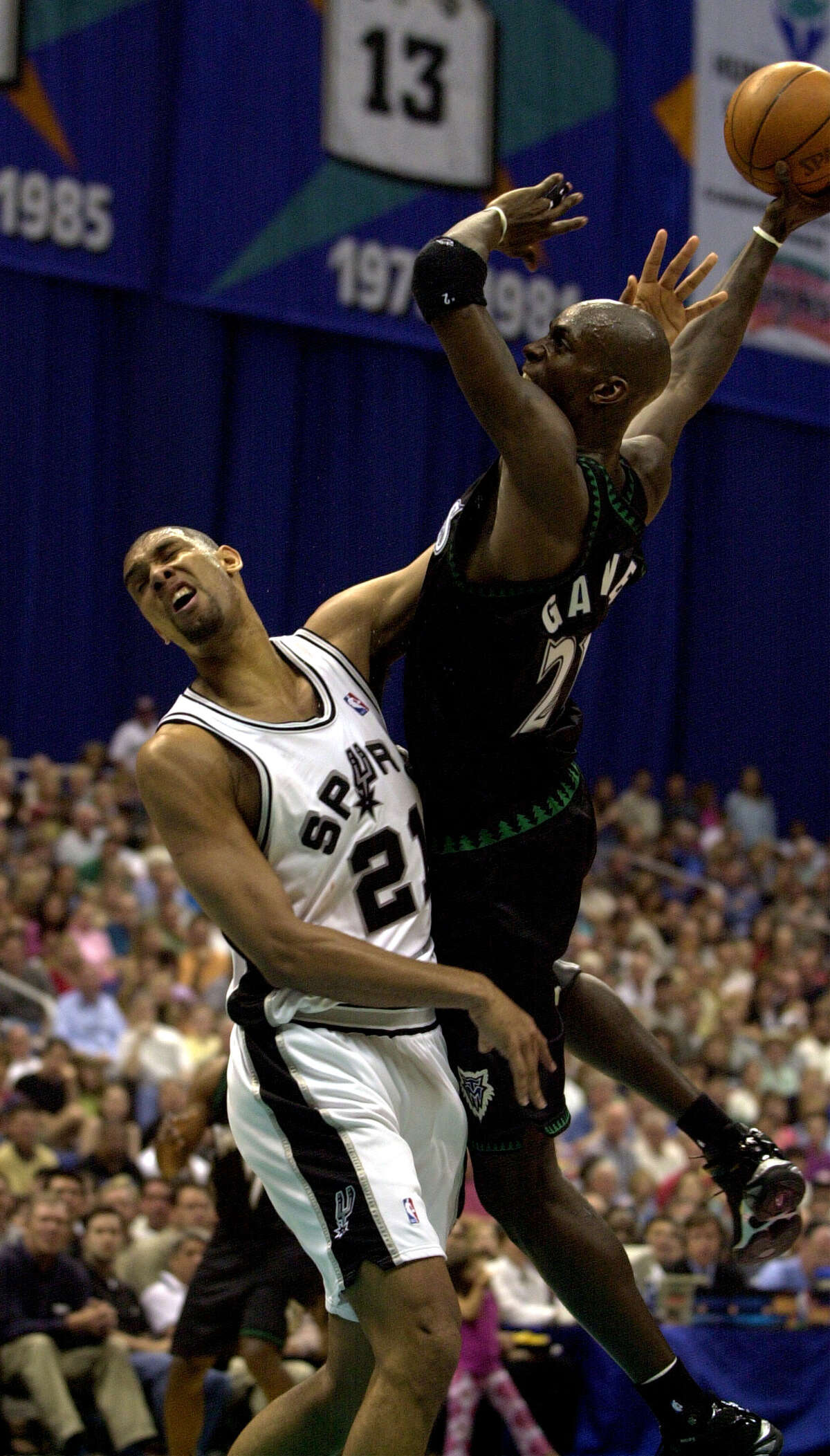 In the end, Spurs’ Duncan calls it a day