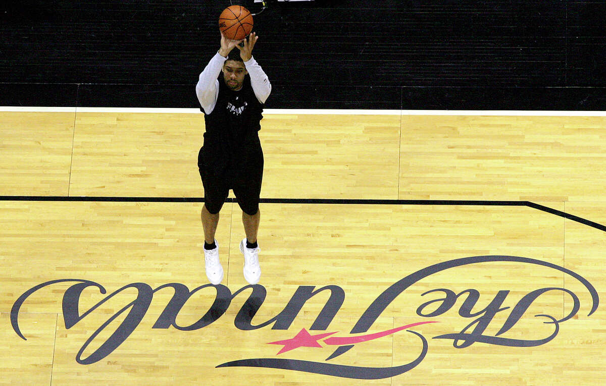 In the end, Spurs’ Duncan calls it a day