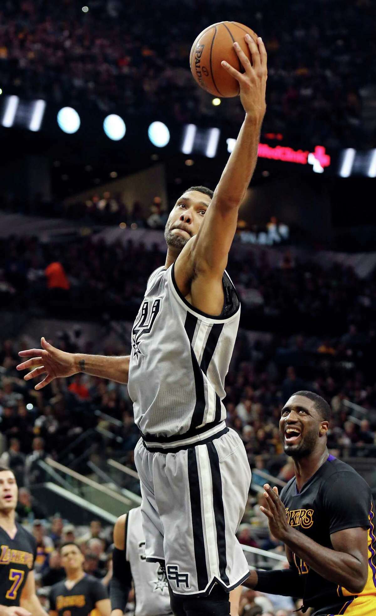 In the end, Spurs’ Duncan calls it a day