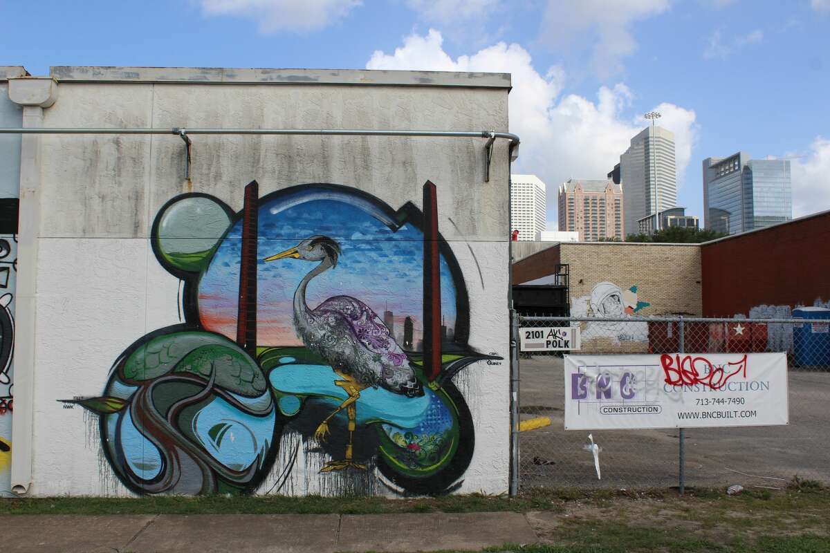 Houston's "BE SOMEONE" graffiti turned into stunning light show