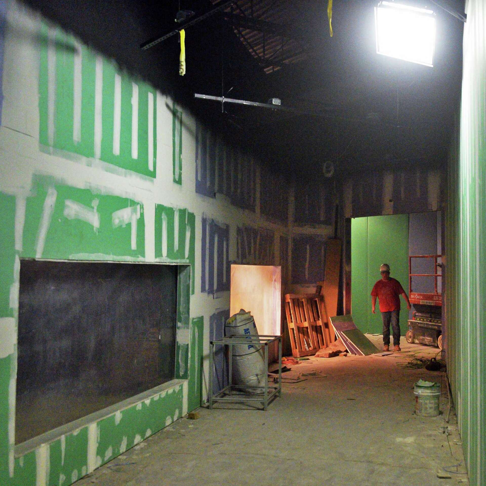 Aquarium in Rotterdam opens Nov. 12