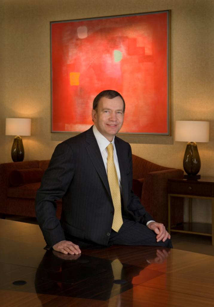 People's United Bank CEO resigns