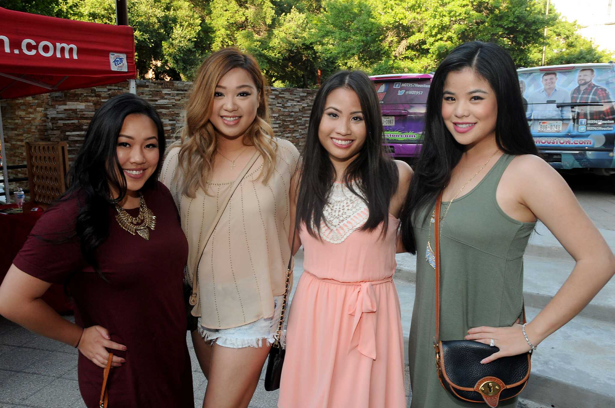 Retro pop acts a dream for Houston fans