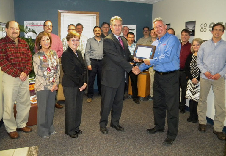 SSOE Group receives 10th anniversary plaque