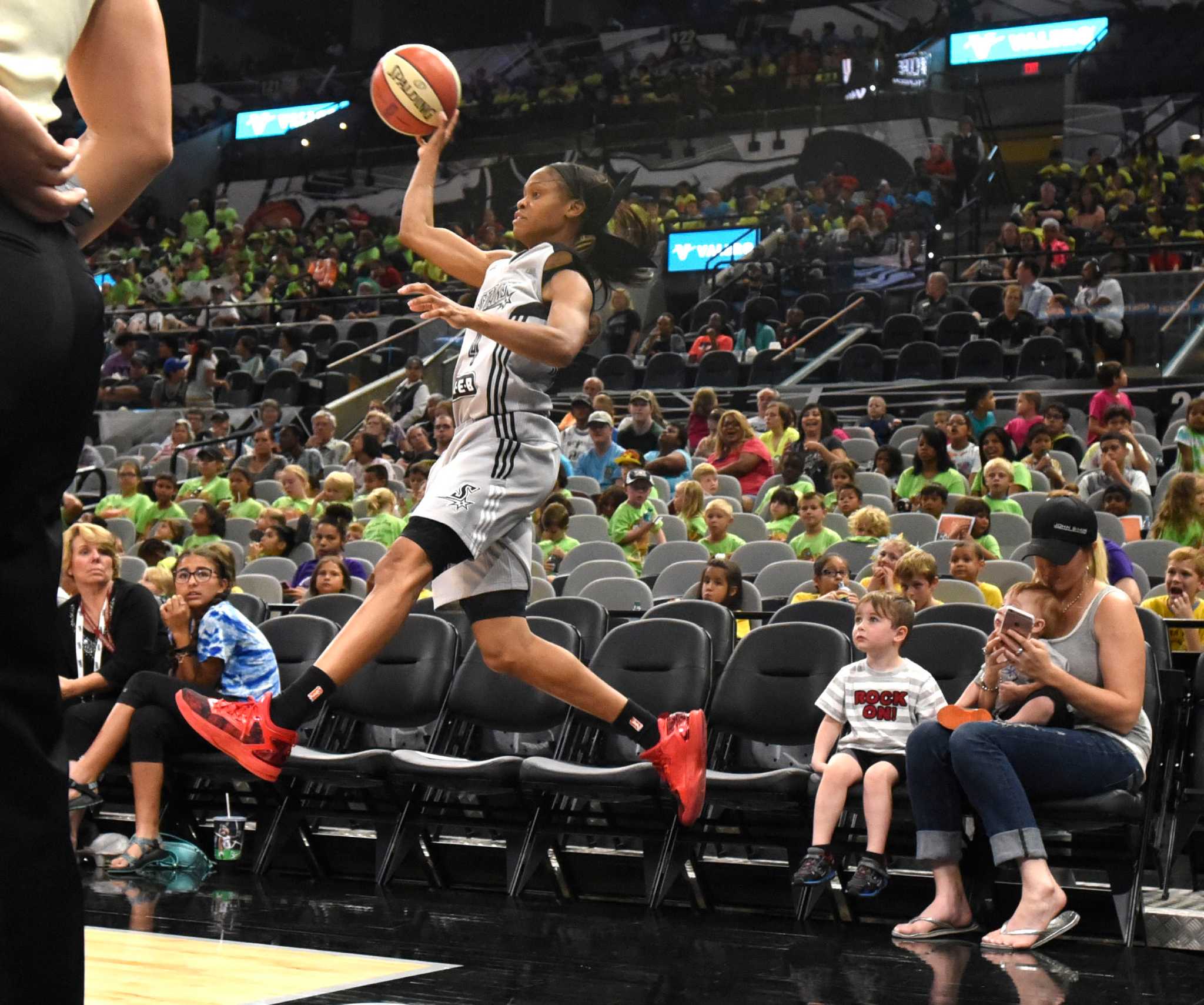 WNBA preview: Stars at Washington
