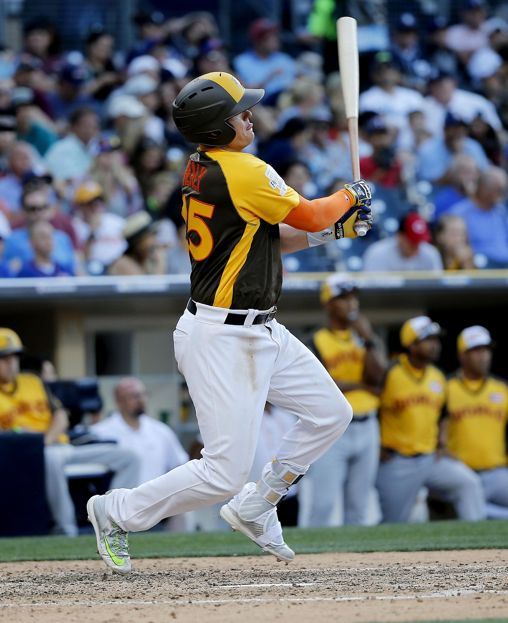 A’s to call up infielder Ryon Healy for big-league debut