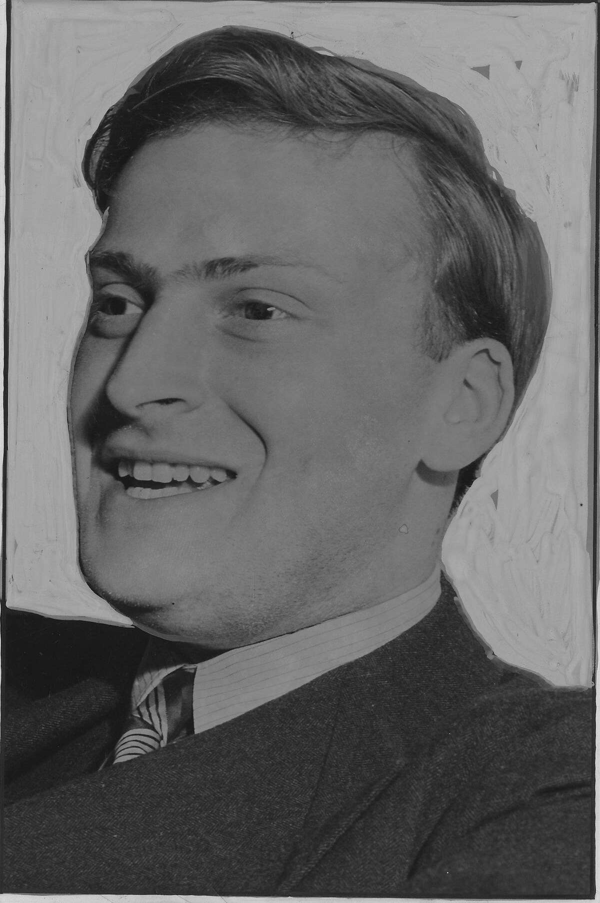 A multiform musical portrait for the Menuhin centennial