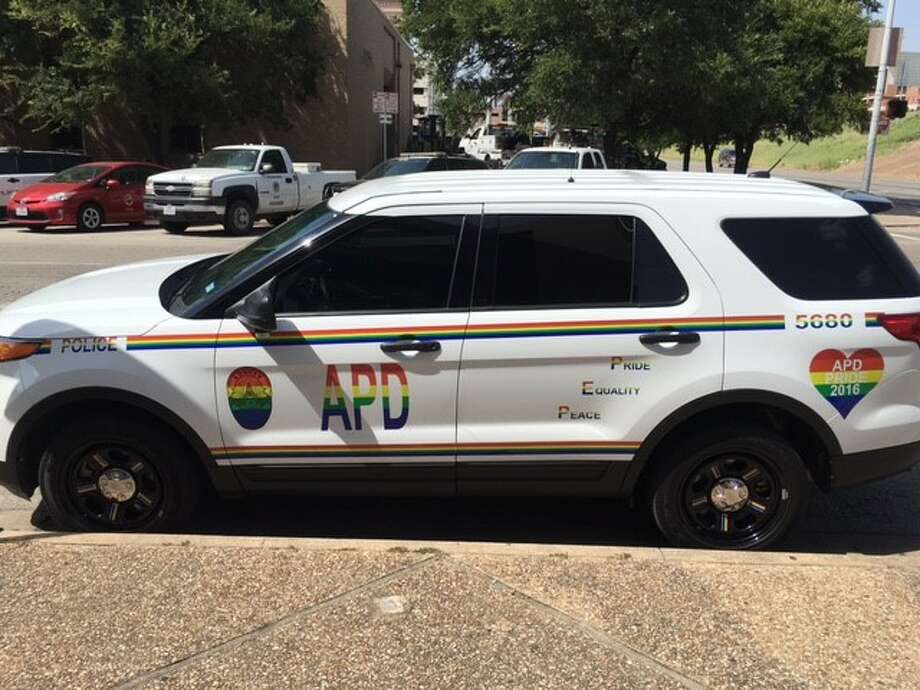 Rainbow-covered Austin police cruiser unveiled to show solidarity with ...
