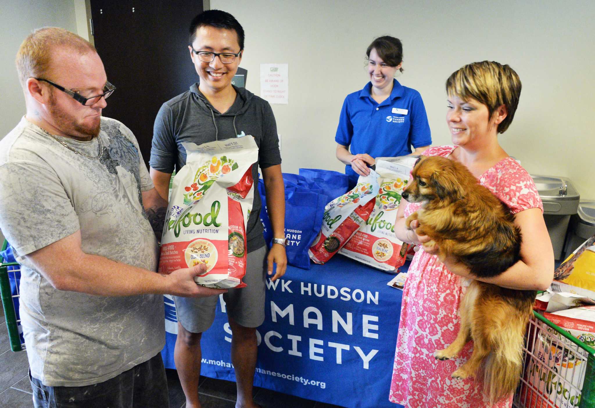 Mohawk Hudson Humane Society receives food donation to help pets in need