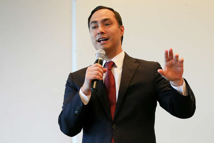 Joaquin Castro speaks at Latina researchers conference - ExpressNews.com