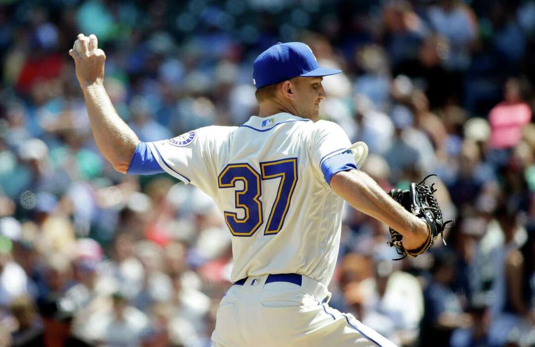 Mariners trade LHP Mike Montgomery to Cubs in 4-player deal