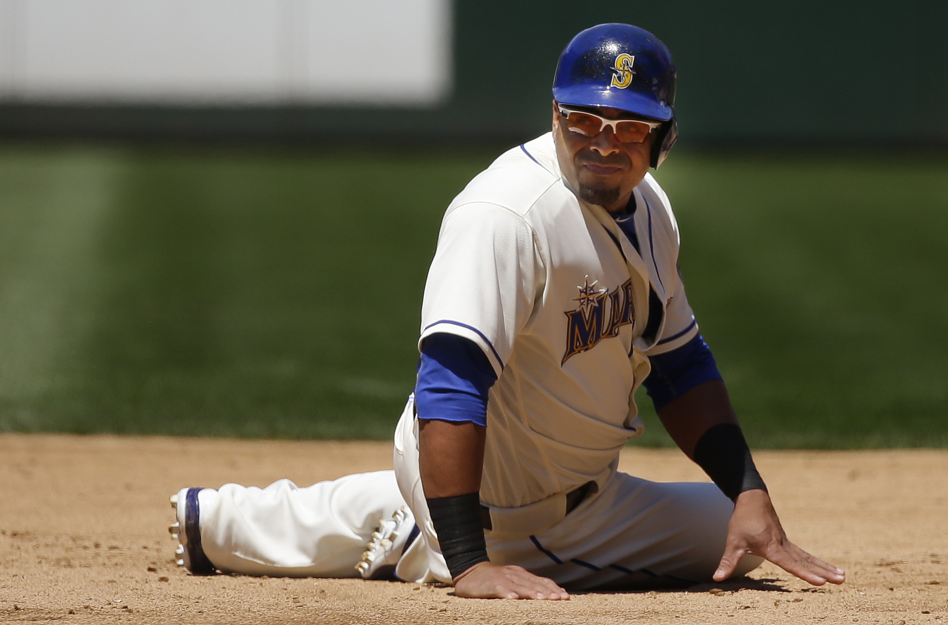 Mariners play worst game of season in embarrassing loss to Astros