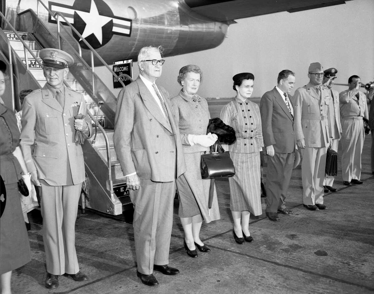 Journalist and public servant Oveta Culp Hobby blazed trail