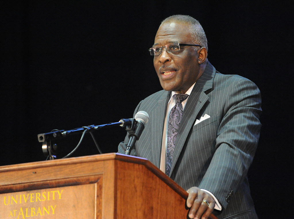 Photos: Robert Jones