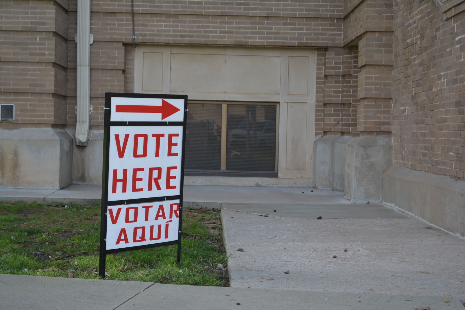 Early voting numbers strong