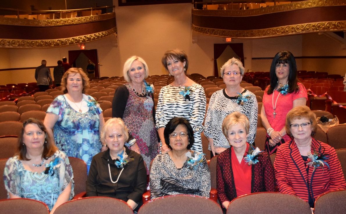 Plainview Isd Honors Retirees