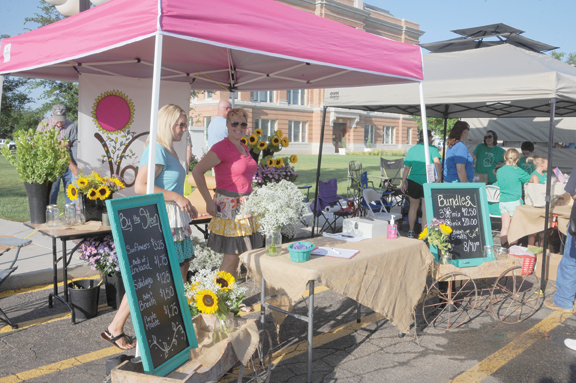 Organizers dub inaugural farmers market a success