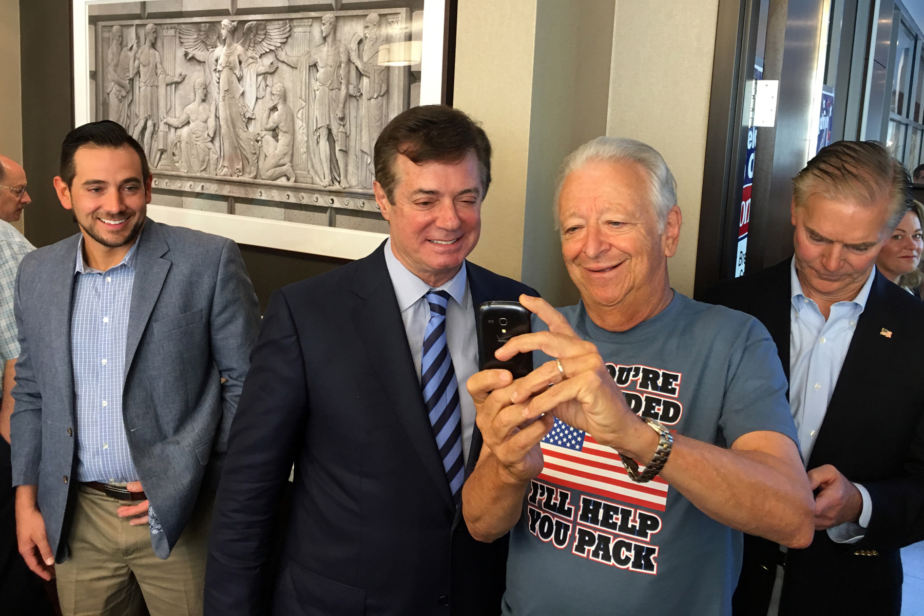 Trump campaign chairman takes the heat